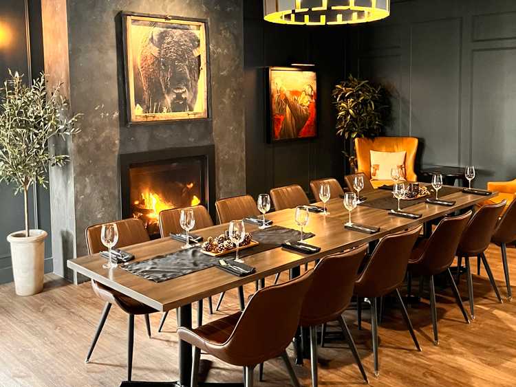 525 Restaurant & Patio - Airdrie's High-End Casual Dining Destination